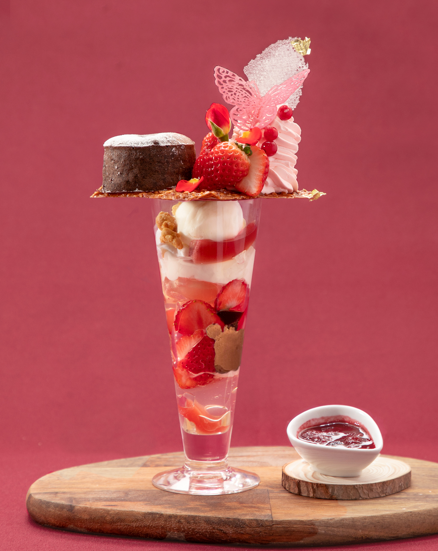 ティータイム限定 ご褒美パフェ第4弾！ - スタジオ&レストランコンフェッティ