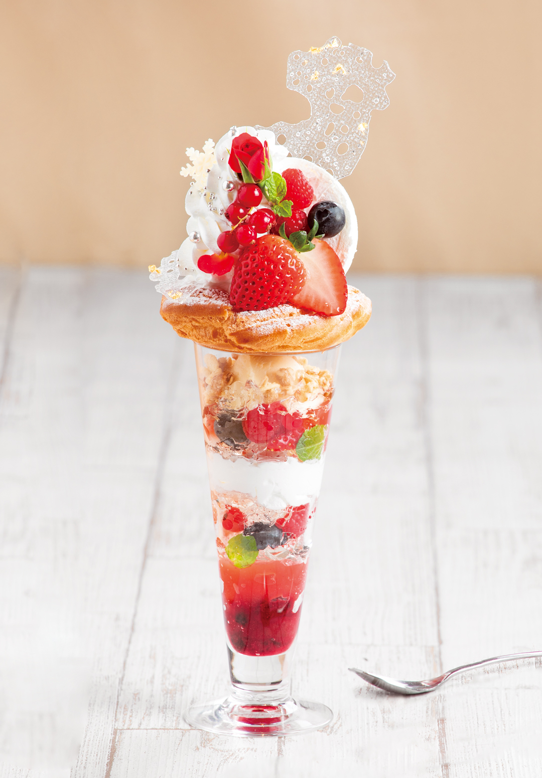 ティータイム限定 ご褒美パフェ第13弾！ - スタジオ&レストランコンフェッティ